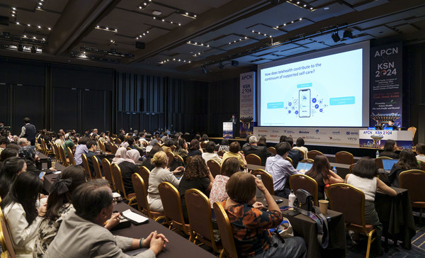 박스터, APCN&KSN 2024서 심포지엄 개최…"디지털 기술 혁신, 복막투석 치료 발전 이끌어"